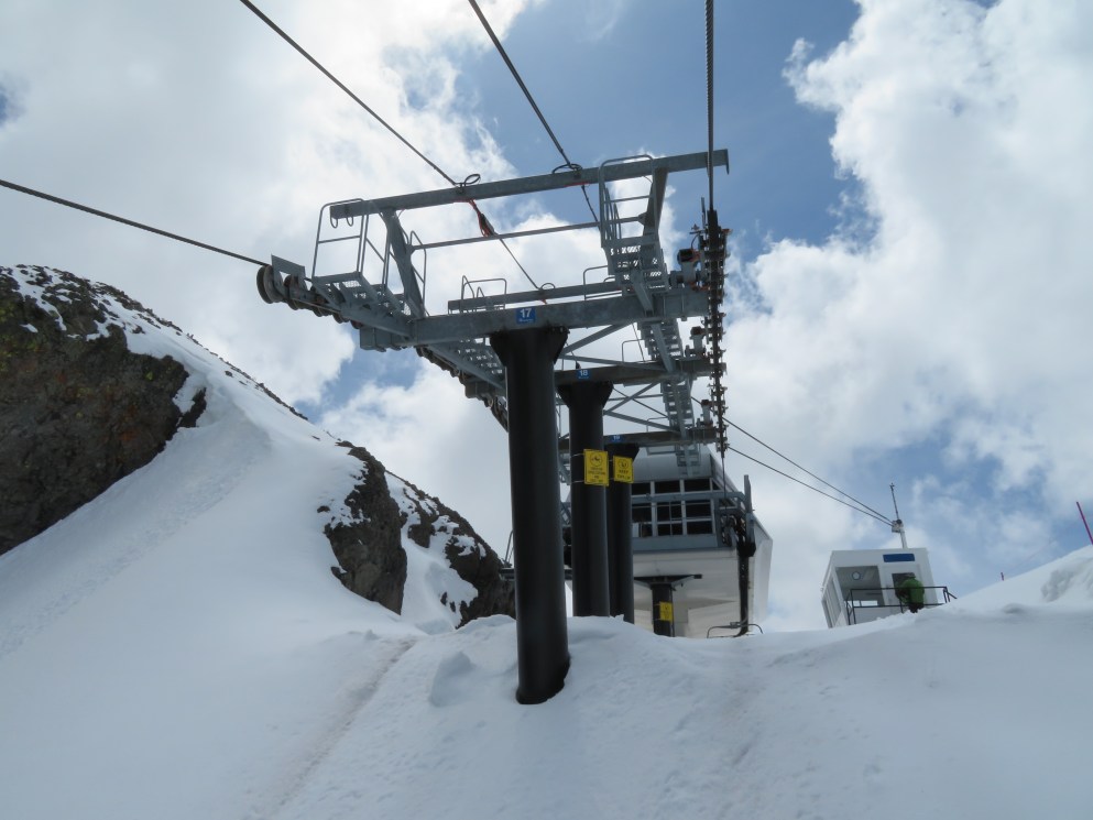 KT-22 – Palisades Tahoe, CA – Lift Blog