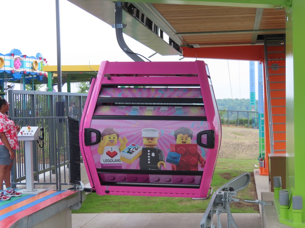 Minifigure Skyflyer – Legoland, NY – Lift Blog