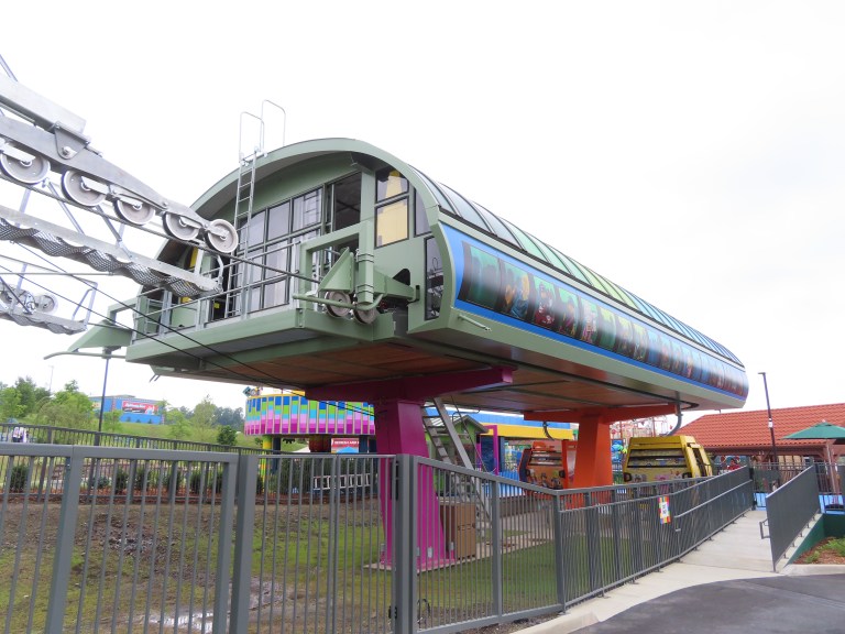 Minifigure Skyflyer – Legoland, NY – Lift Blog